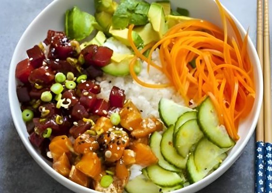 RECEITA: Aprenda a fazer poke com salmão e atum - Rondoniaovivo.com